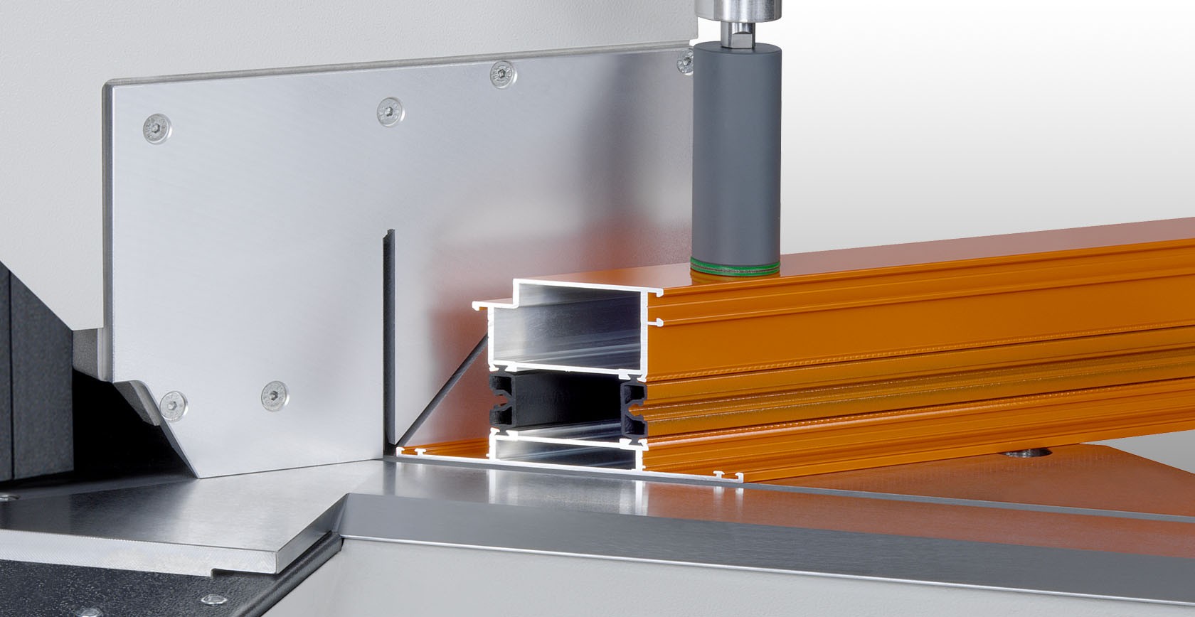 DG 104 Double mitre saw - Elumatec